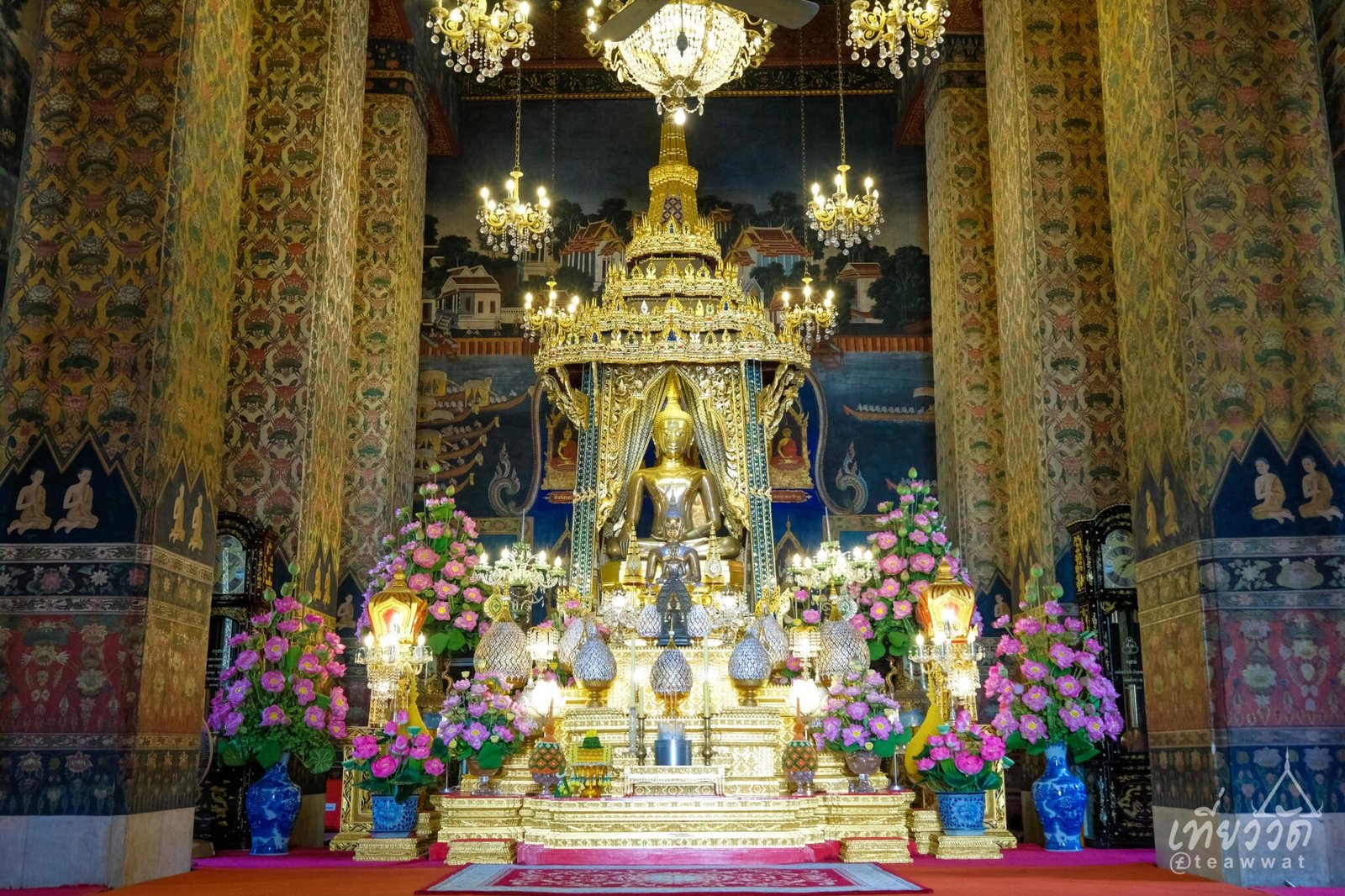 Wat Pathum Wanaram – Serene Royal Temple in Central Bangkok